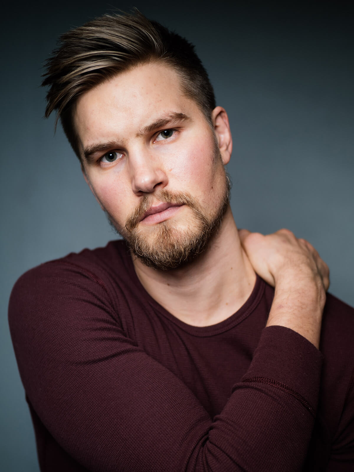 Mads S. Pettersen • Agente a Norte